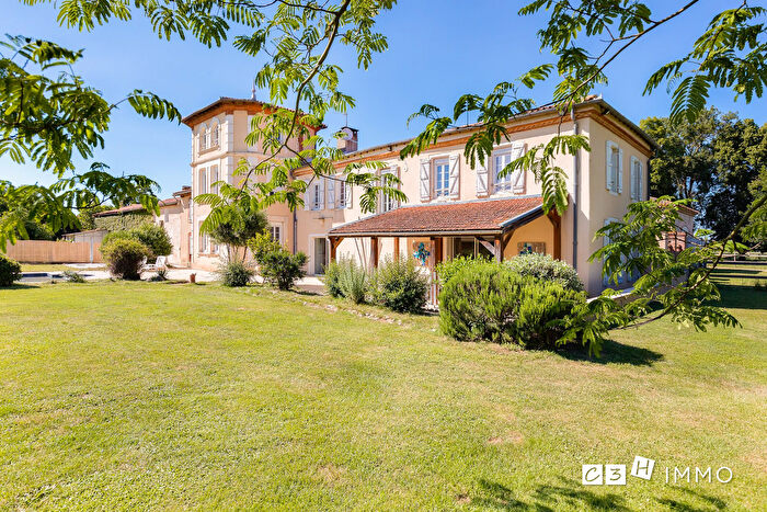 Maison à vendre - Salles-sur-Garonne - 12 pièces - 10 chambres