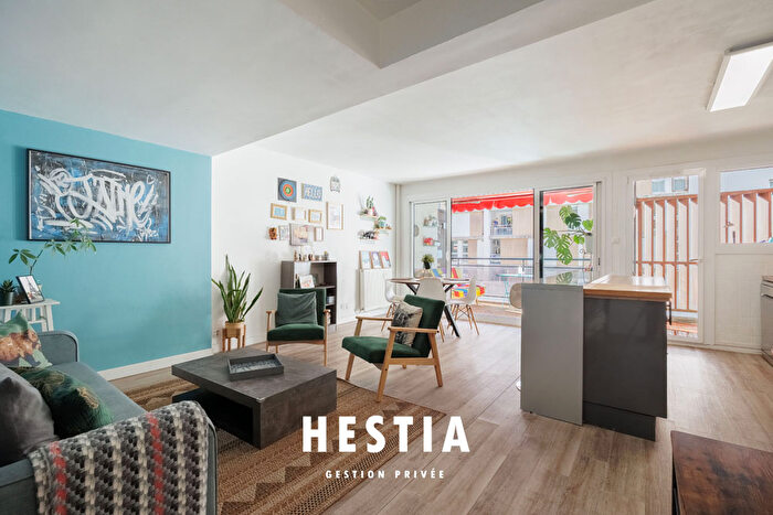 Appartement à vendre - Marseille e , La Joliette - 3 pièces - 2 chambres