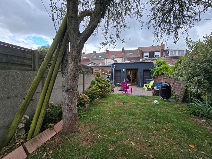 Maison à vendre - Wattrelos, Union, Sapin Vert, Mousserie - 4 pièces - 3 chambres