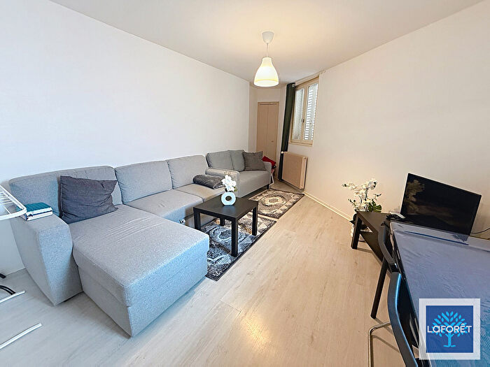 Appartement à louer - Dijon, Montchapet - 2 pièces - 1 chambre