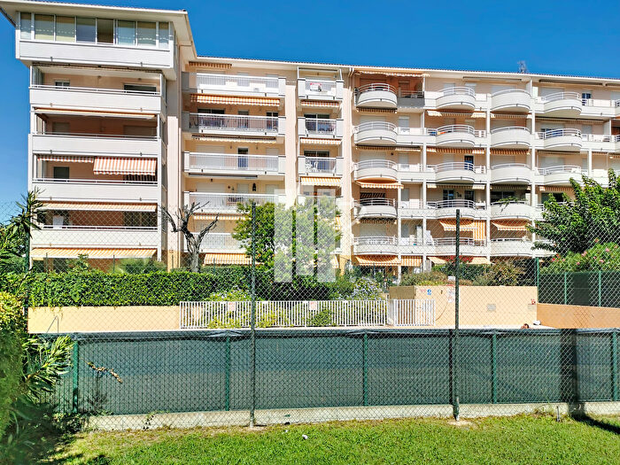 Appartement 2 pièces à Saint-Raphaël, Centre-ville, à vendre