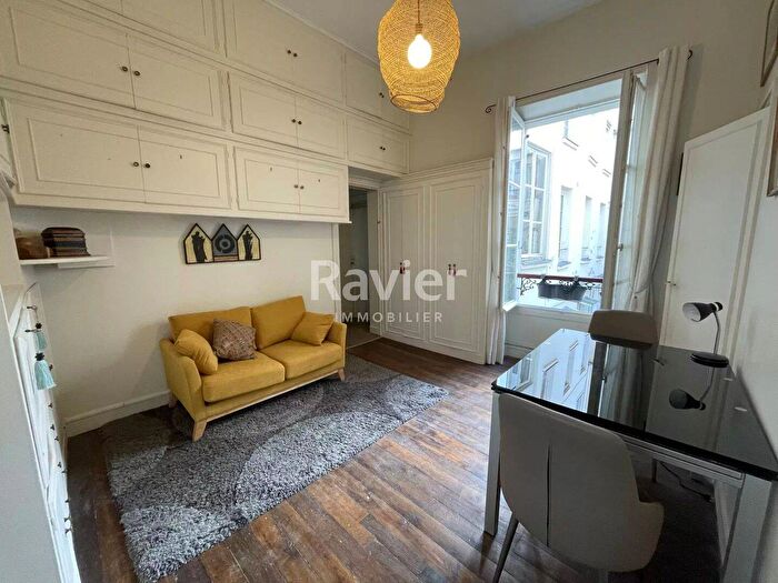 Appartement 2 pièces à louer à Gros Caillou, Paris 7ème arrondissement