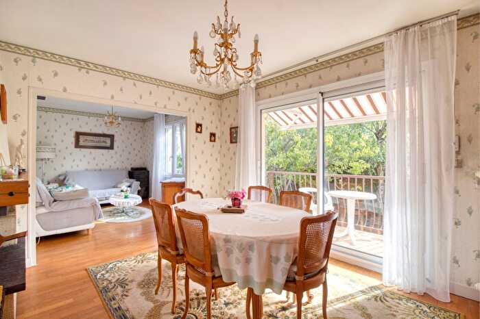 Maison 5 pièces à Montigny-lès-Cormeilles, Village, à vendre