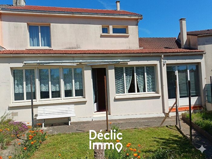 Maison 5 pièces à vendre à La Roche-sur-Yon, Le Bourg sous la Roche
