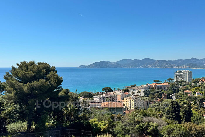 Appartement 3 pièces à vendre - Cannes, Croix des Gardes