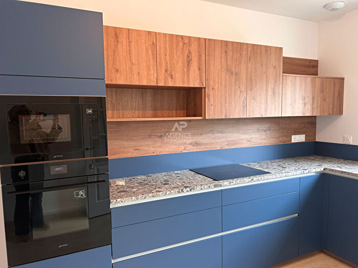 Maison 5 pièces à Le Mesnil-le-Roi, à vendre