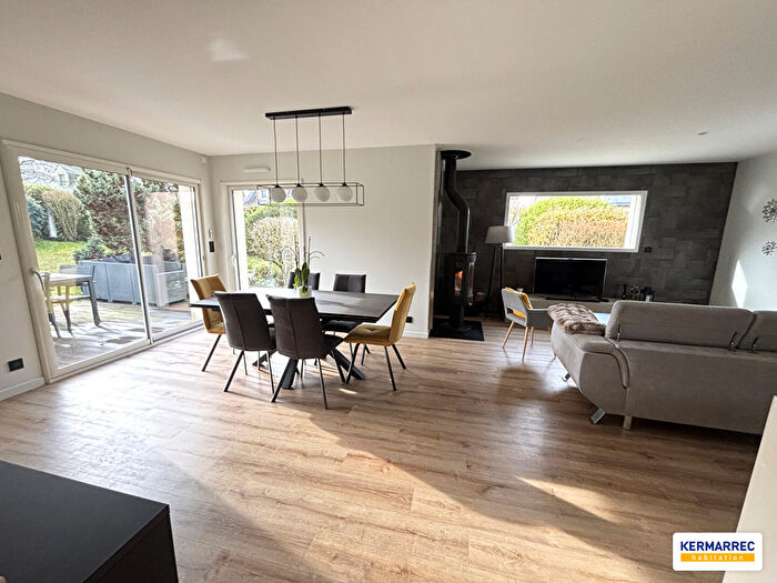 Maison à vendre - Vitré, Maison Rouge - 7 pièces - 5 chambres