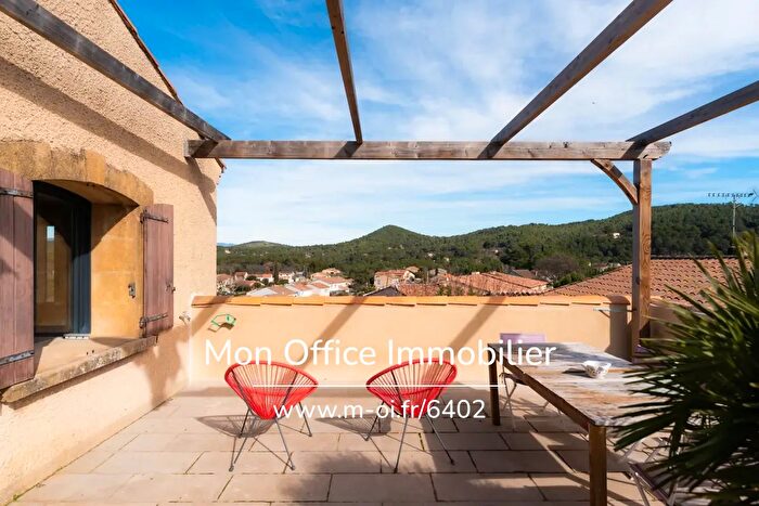 Maison à vendre - Rognes - 4 pièces - 3 chambres