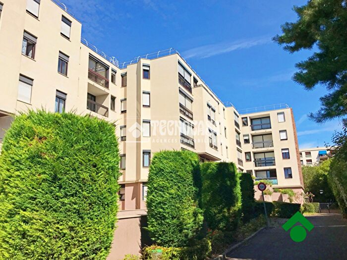 Appartement 4 pièces à Le Chesnay, Tartre, à vendre