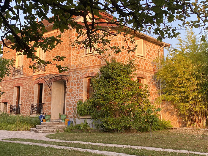 Maison 6 pièces à Bures-sur-Yvette, à vendre