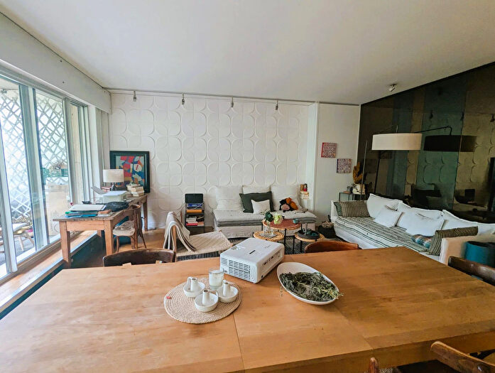 Appartement 3 pièces à vendre à Paris 15ème, Cambronne, Garibaldi
