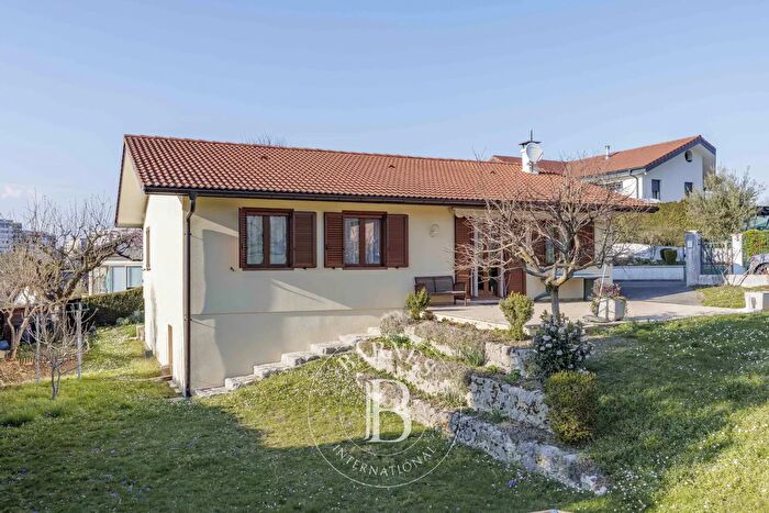 Maison à vendre - Saint-Julien-en-Genevois, Cervonnex, Lathoy - 4 pièces - 3 chambres