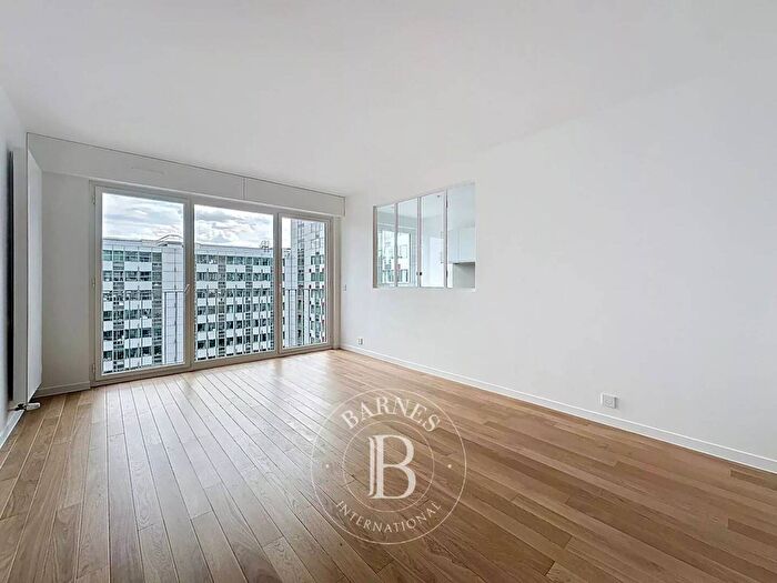 Gros Caillou, Paris 7ème arrondissement : Appartement 3 pièces à louer