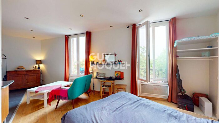 Croix de l'Epinette, Les Lilas - Appartement 1 pièce à louer