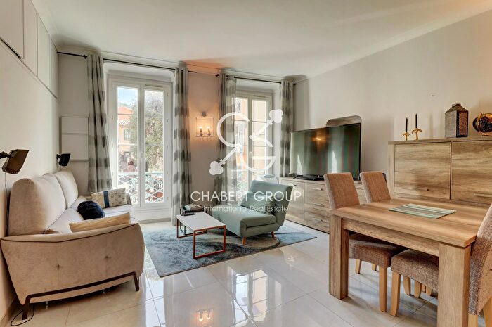 Villefranche-sur-Mer : Appartement 3 pièces à vendre