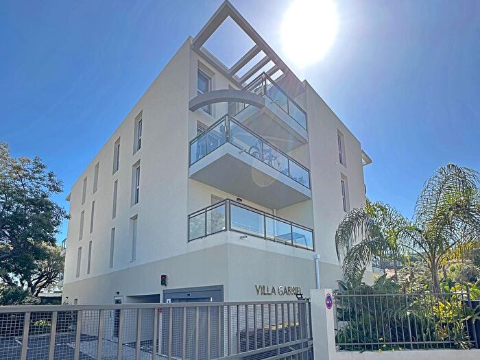 Appartement 4 pièces à Antibes, Rastines, Super Antibes, Laval, La Fontonne, à vendre