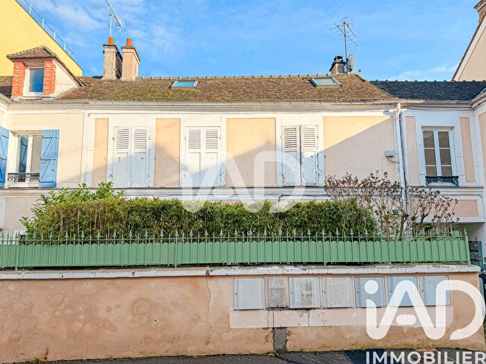 Appartement à vendre - Fontainebleau, Pleus - 2 pièces - 1 chambre