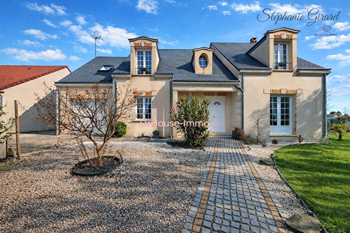 Maison à vendre - Chaingy - 7 pièces - 5 chambres