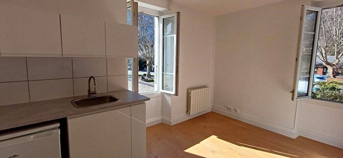 Appartement à louer - La Plaine, Sassenage - 1 pièce