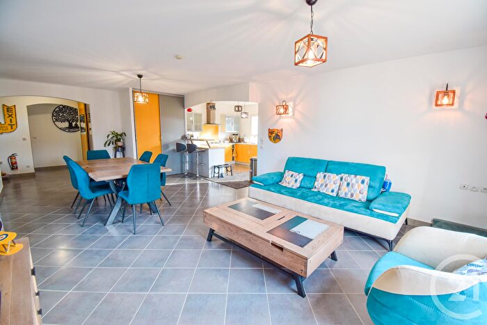 Maison à vendre - Saint-Jean-dArdières - 5 pièces - 3 chambres