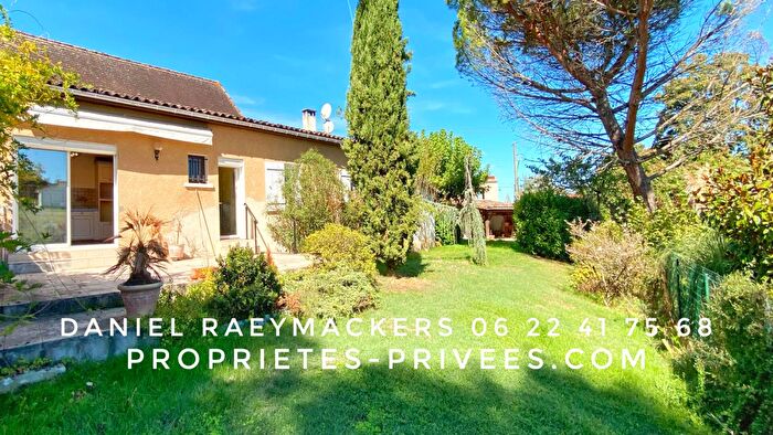 Maison à vendre - Montpon-Ménestérol - 4 pièces - 3 chambres