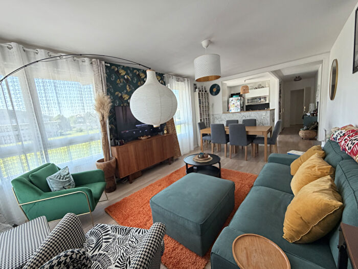 Trappes, Merisier, Aérostat : Appartement 5 pièces à vendre