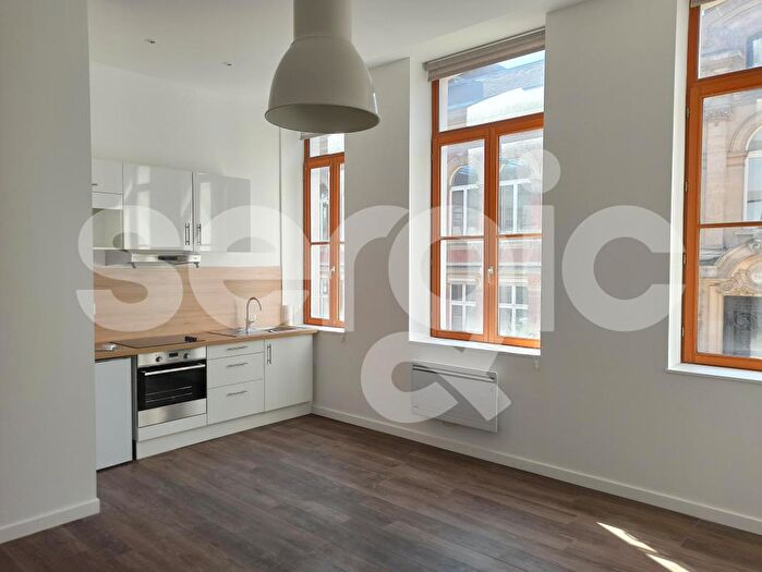 Appartement 2 pièces à louer à Lille, Centre-ville, Euralille