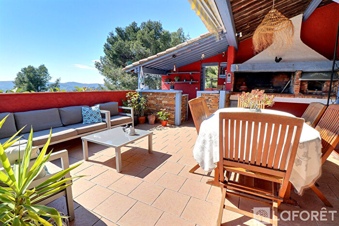 Maison 17 pièces à Bormes-les-Mimosas, Centre-ville, Le Pin, à vendre