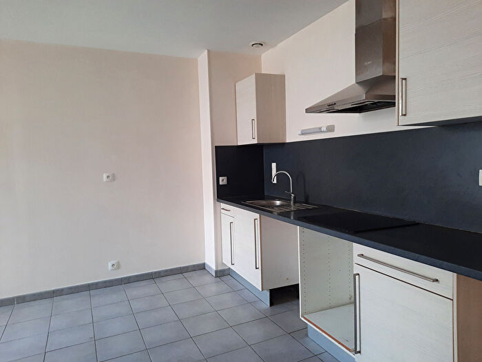 Rochefort, Centre-ville : Appartement 3 pièces à louer