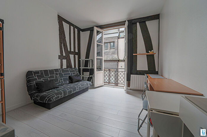 Appartement à louer - Rouen, Vieux Marché, Cathédrale - 1 pièce