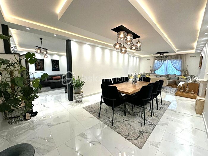 Maison à vendre - Argenteuil, Orgemont, Volembert - 8 pièces - 5 chambres