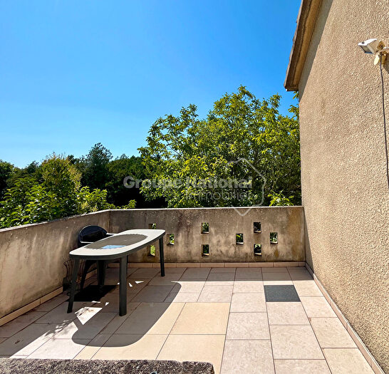 Appartement à vendre - Noves - 3 pièces - 2 chambres