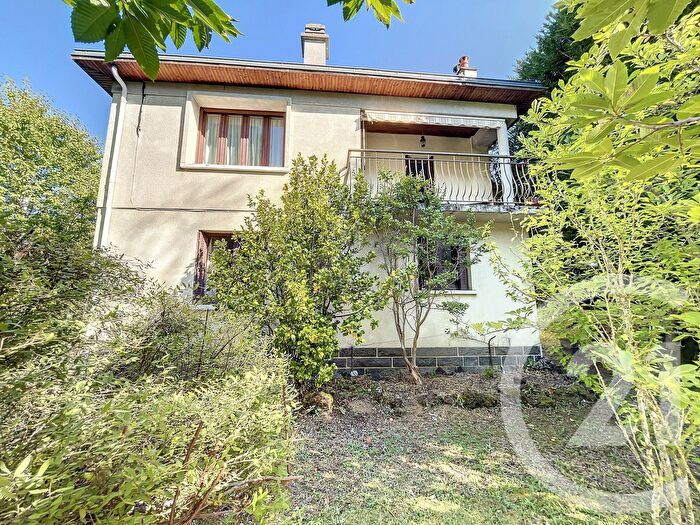 Maison à vendre - Volvic - 4 pièces - 3 chambres
