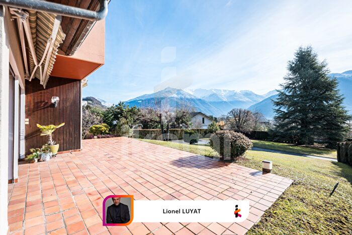 Maison à vendre - Mercury - 11 pièces - 4 chambres