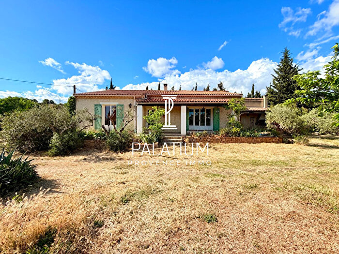 Maison à vendre - Pélissanne - 5 pièces - 4 chambres