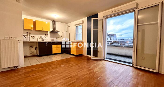 Appartement à vendre - Neuilly-sur-Marne, Arpents - 4 pièces - 2 chambres