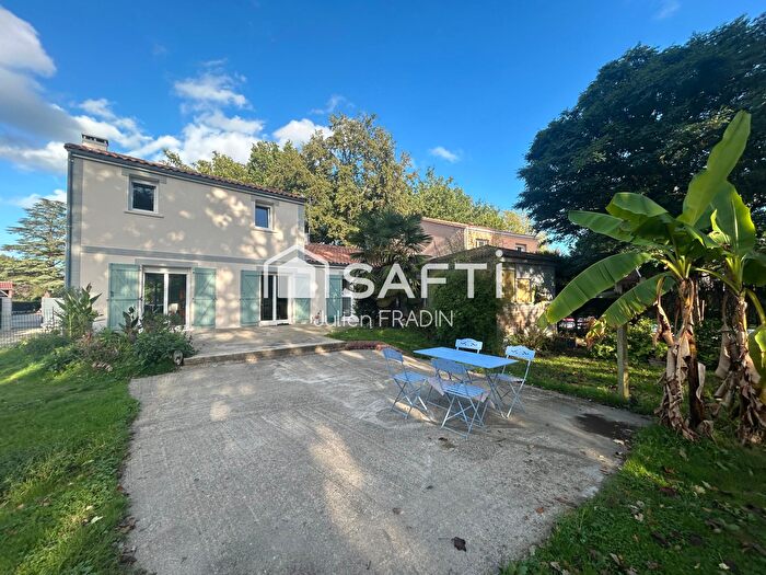 Maison à vendre - Le Cellier - 6 pièces - 4 chambres