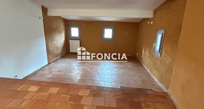 Appartement à vendre - Uzès - 3 pièces - 2 chambres