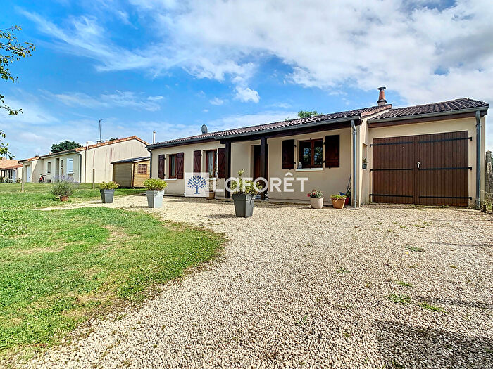 Maison à louer - Saint-Loup-Lamairé - 4 pièces - 3 chambres