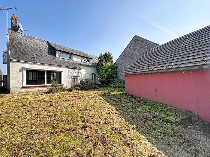 Maison à vendre - Jouy-en-Pithiverais - 5 pièces - 3 chambres