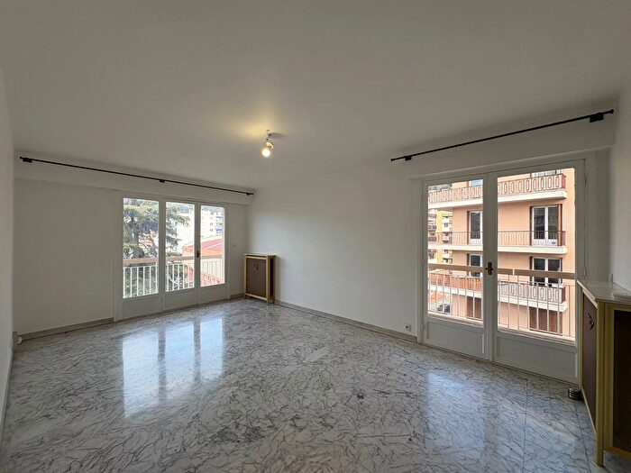 Appartement 3 pièces à louer à Nice, Saint-Roch