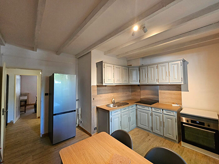 Appartement à louer - Aix-en-Provence, Saint-Donat, Les Platanes - 2 pièces - 1 chambre