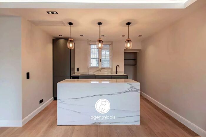 Appartement à vendre - Nice, Vieux Nice - 3 pièces - 2 chambres