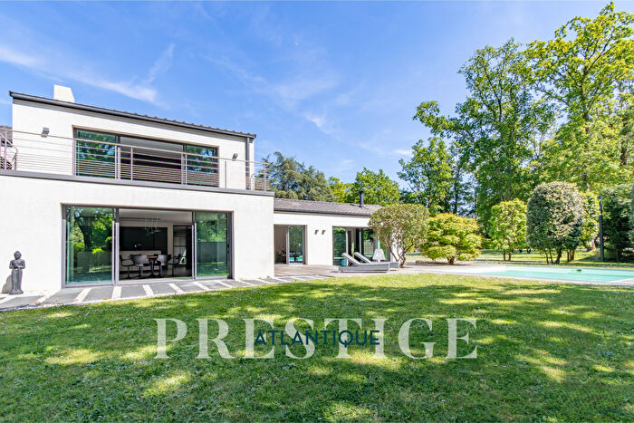 Basse-Goulaine : Maison 8 pièces à vendre