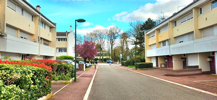 Maison à vendre - Louvres - 5 pièces - 3 chambres