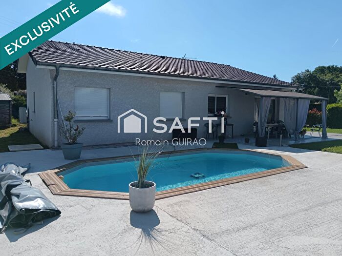 Maison à vendre - Viriat - 6 pièces - 5 chambres