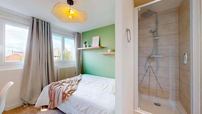 Appartement à louer - Leon Blum-La Raye Dieu, Clermont-Ferrand - 1 pièce