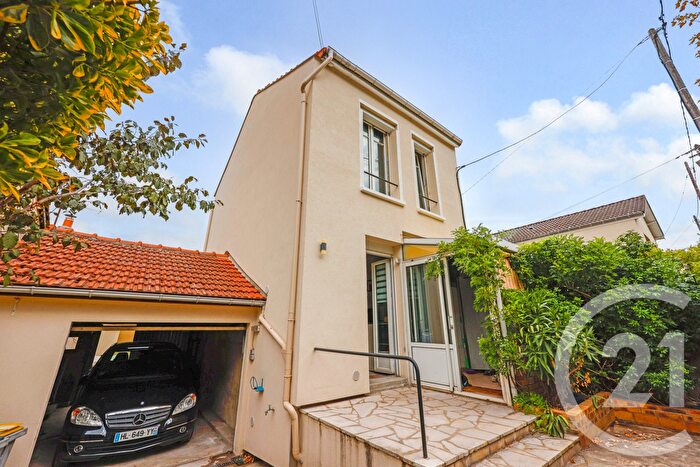Maison 4 pièces à Rueil-Malmaison, Mazurieres, à vendre