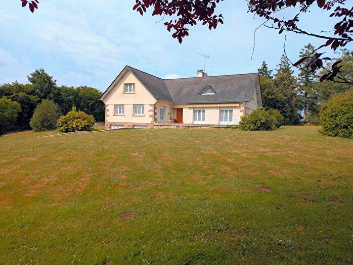 Maison 8 pièces à vendre à Saint-Brice-en-Coglès