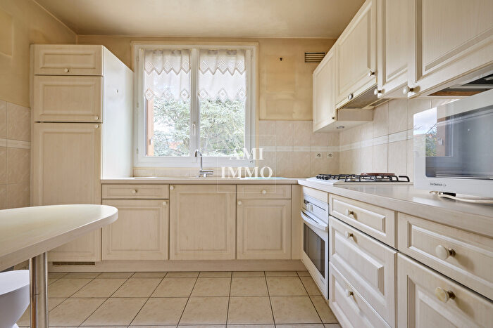 Appartement à vendre - Sceaux, Houdan, Curie, Charaire - 3 pièces - 2 chambres